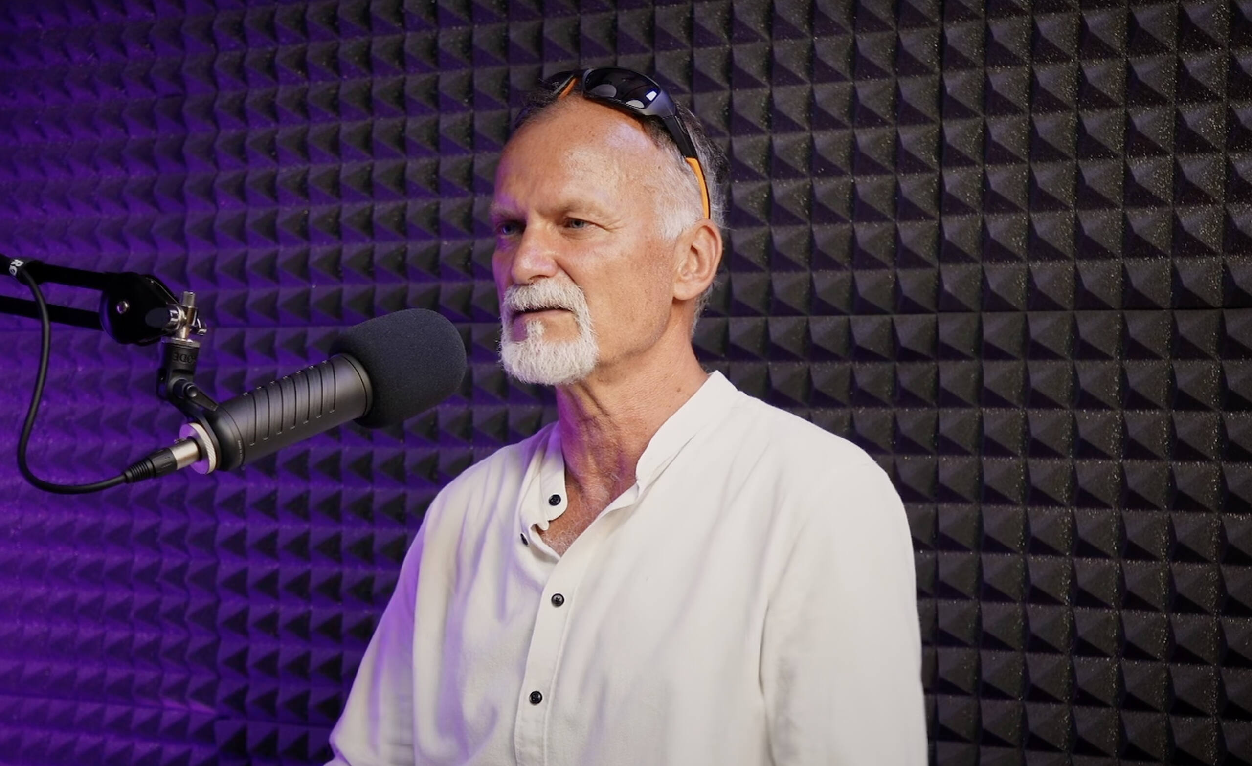 Profesor Jan Rak: Život je iluze a přesně takový, jaký věříme že je. Co ...
